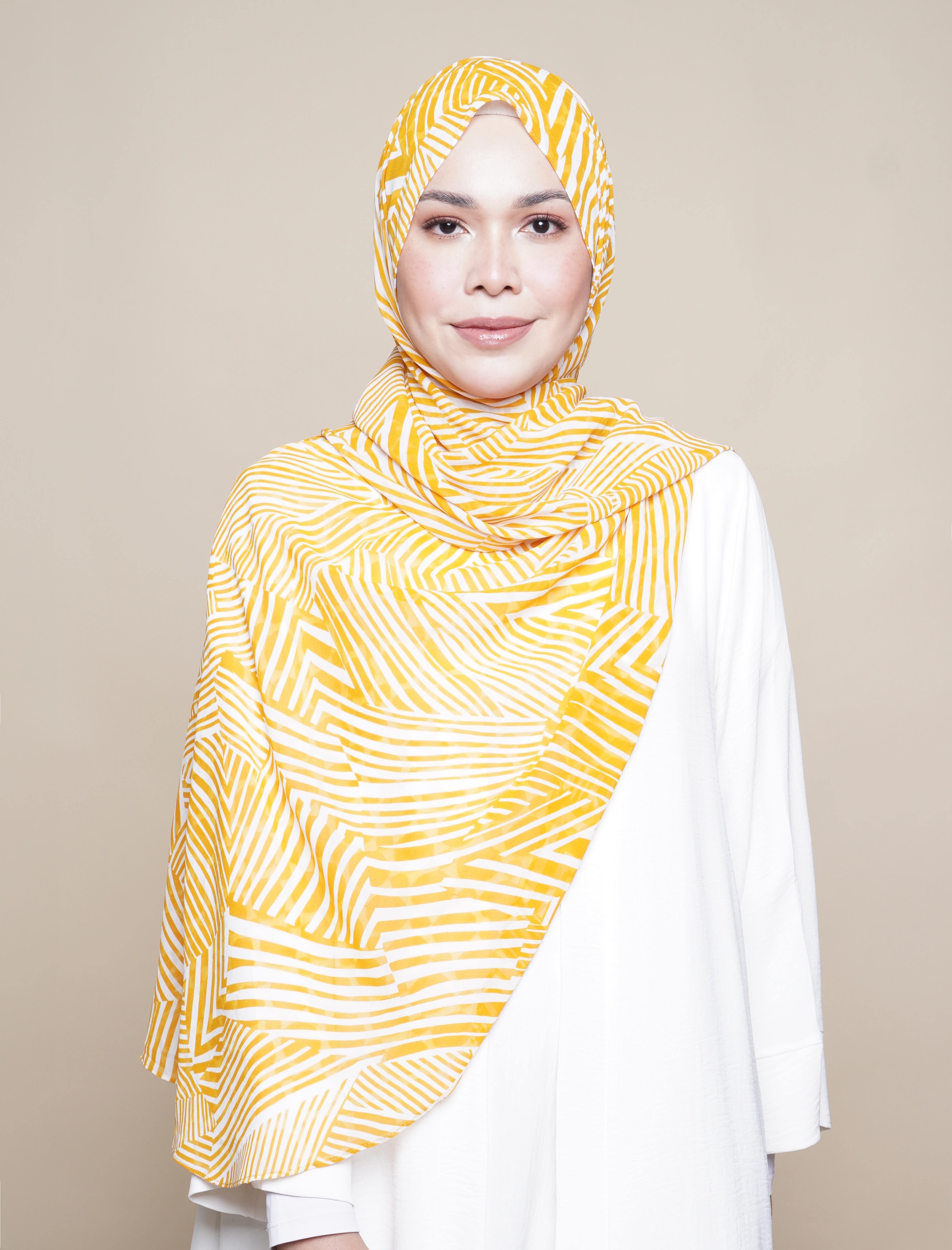 Geo Lines Chiffon Curve Shawl - Marmalade – ADLINA ANIS